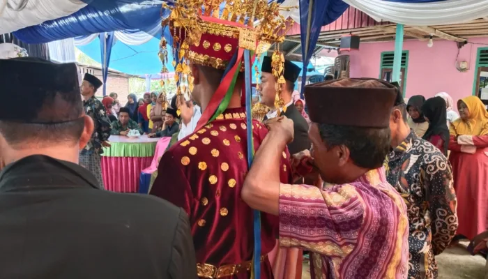 Mengenal Makna Berejung Dalam Adat Perkawinan Suku Serawai ...